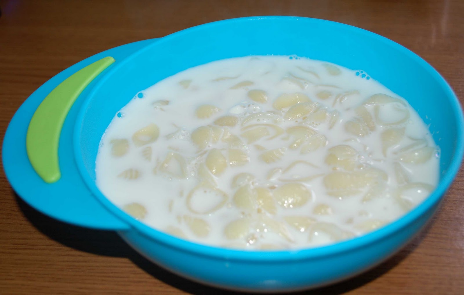 Retete culinare: Paste fainoase cu lapte