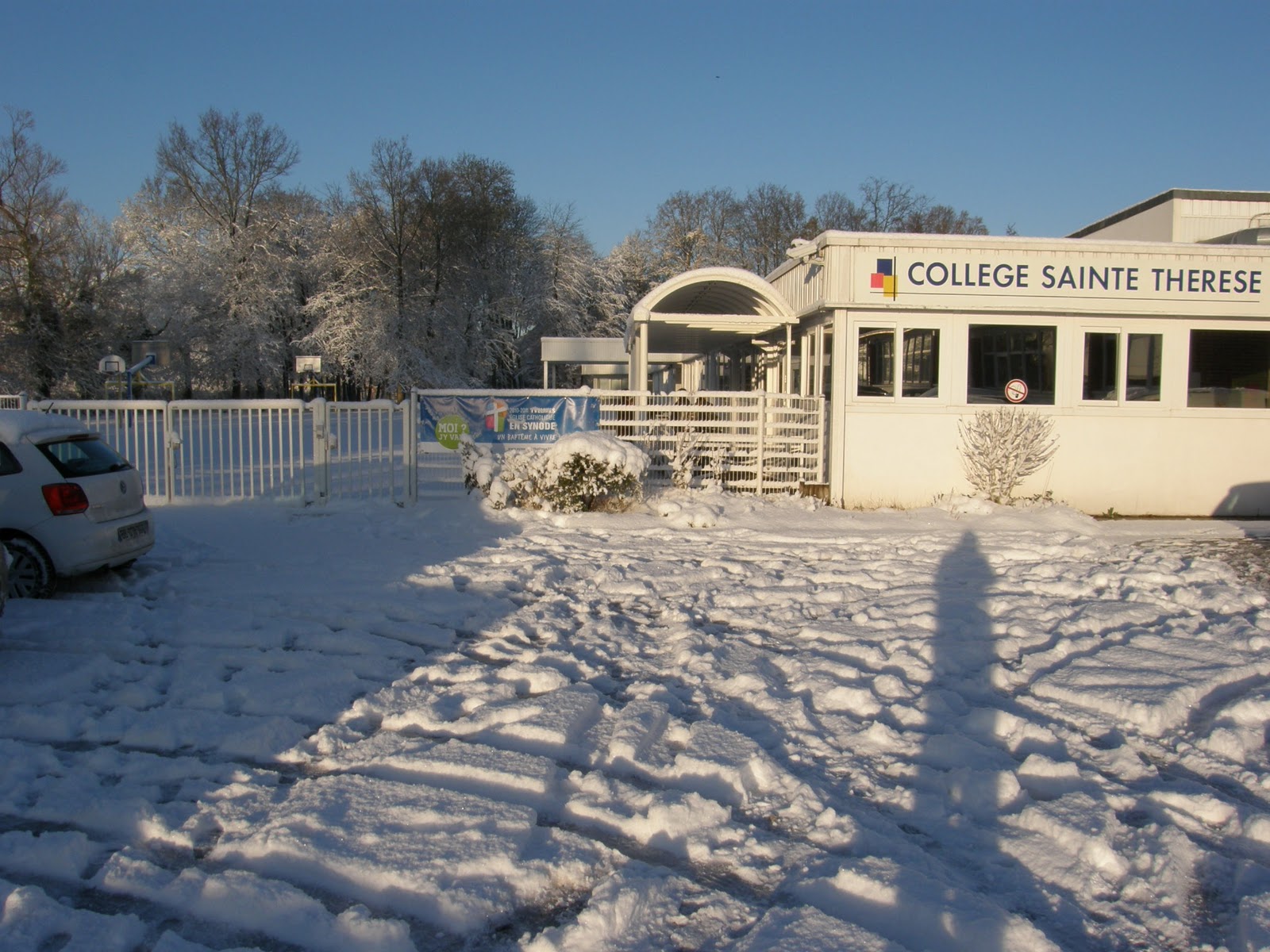 Nouvelles d'ici et d'ailleurs: Présentation du Collège Sainte Thérèse