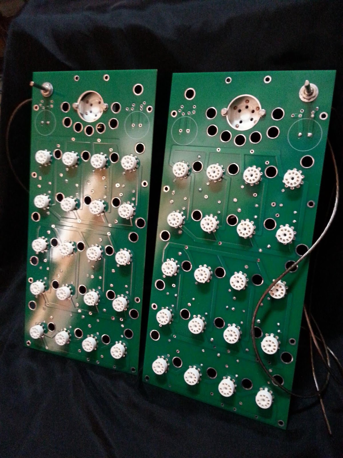 Aries Cerat Collatio II Single Ended OTL amplifier – M & S | Ultimate ...