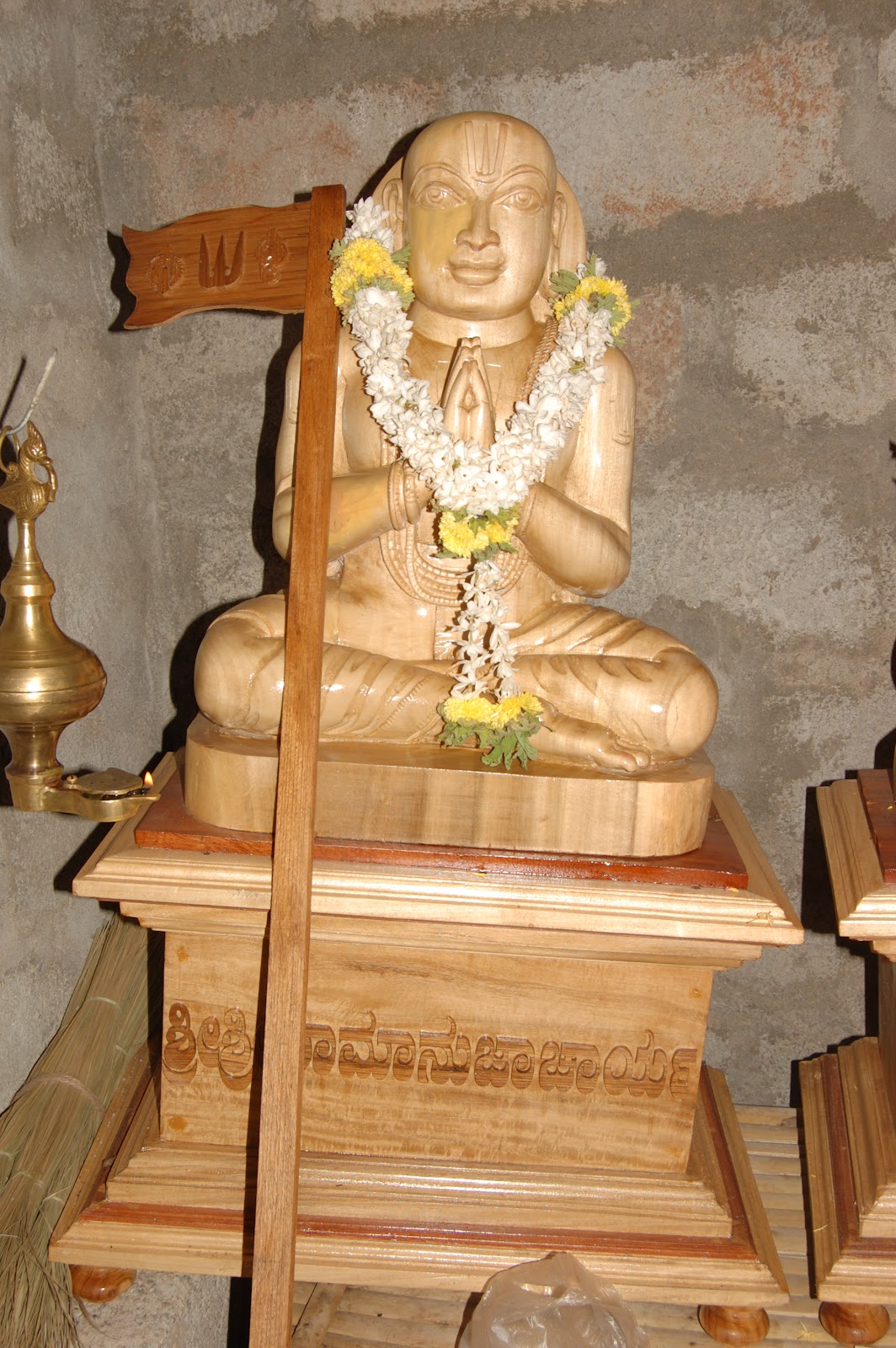 CHIRA-CHINTANA-SARVADHARMA-SEVA-SAMSTHE (R): Statue's of Shri ...