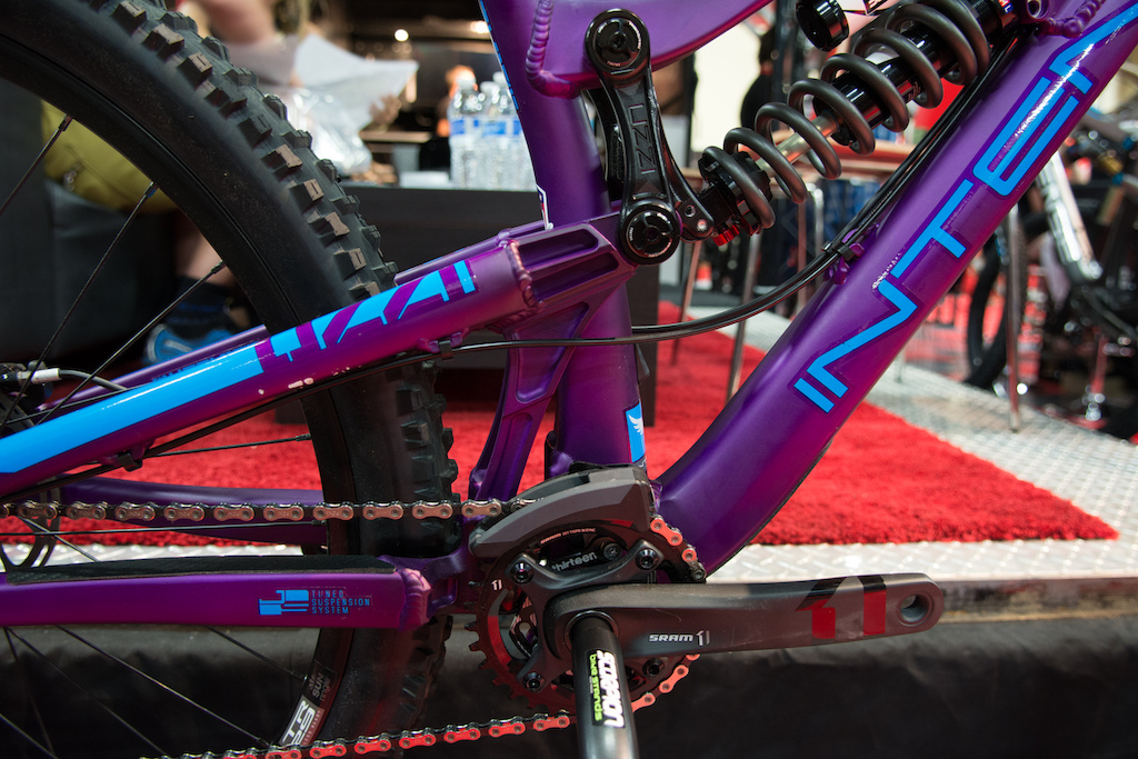 Interbike 2015: Intense Uzzi 275 | Arm Crank