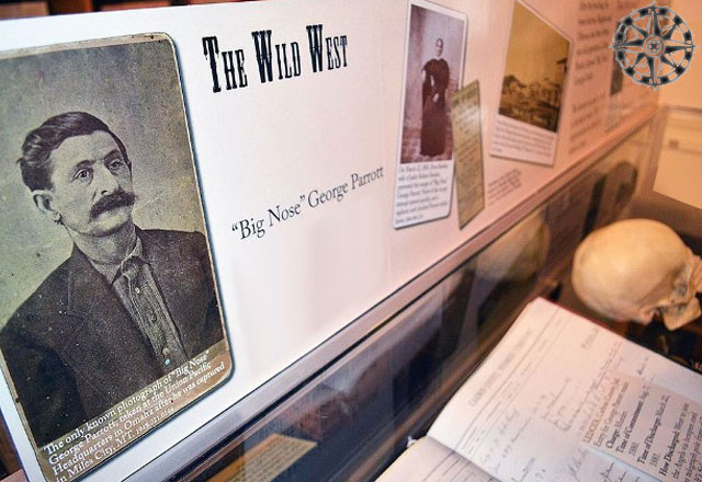 George Parrot, un personaje odiado y convertido en zapatos ...