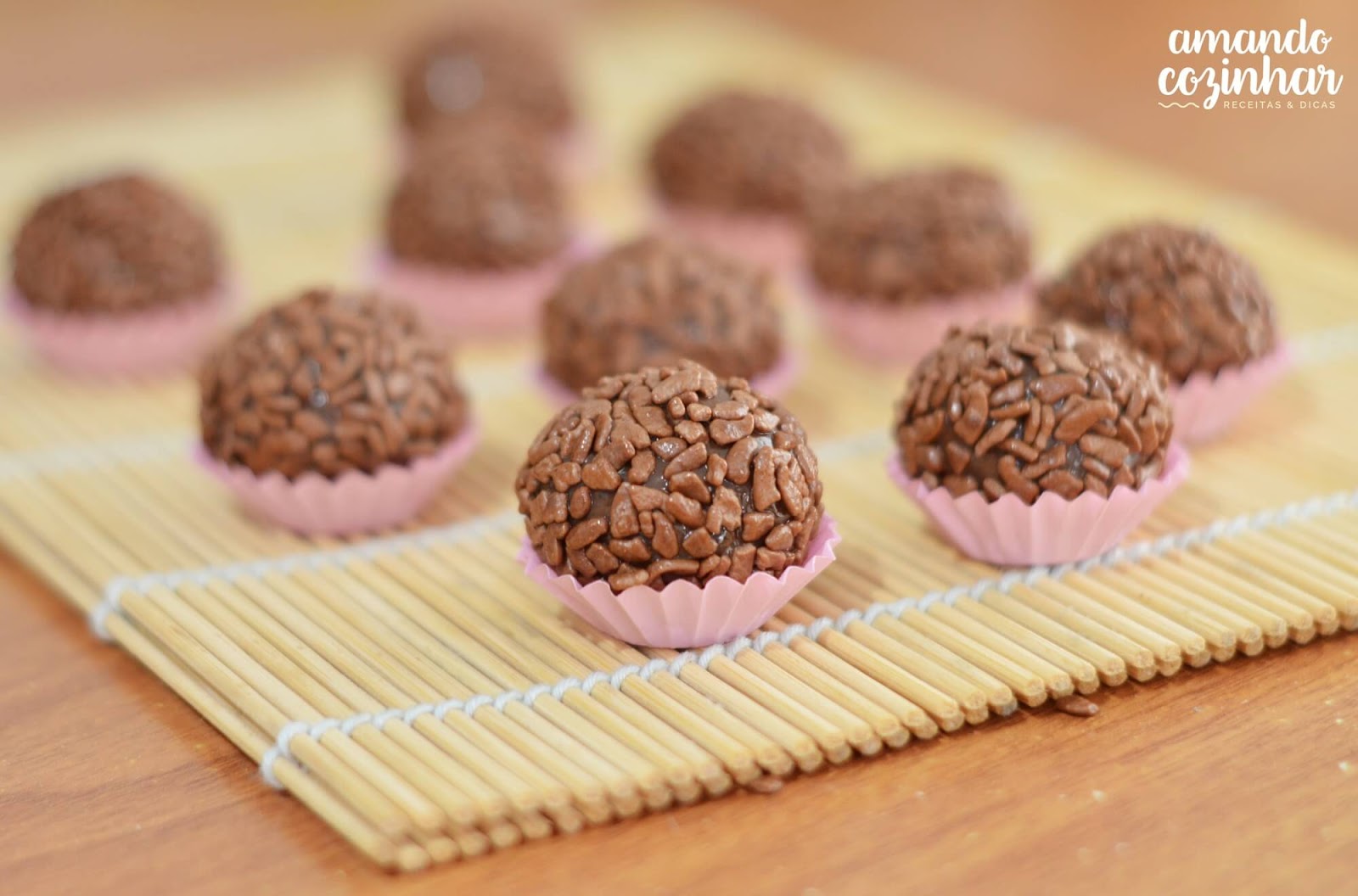 Brigadeiro de chocolate Tradicional - Amando Cozinhar