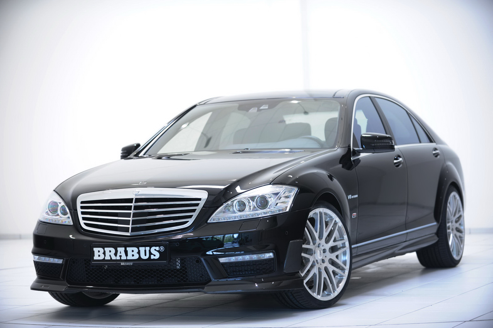 DCGoldCA: Mercedes-Benz S63 BRABUS