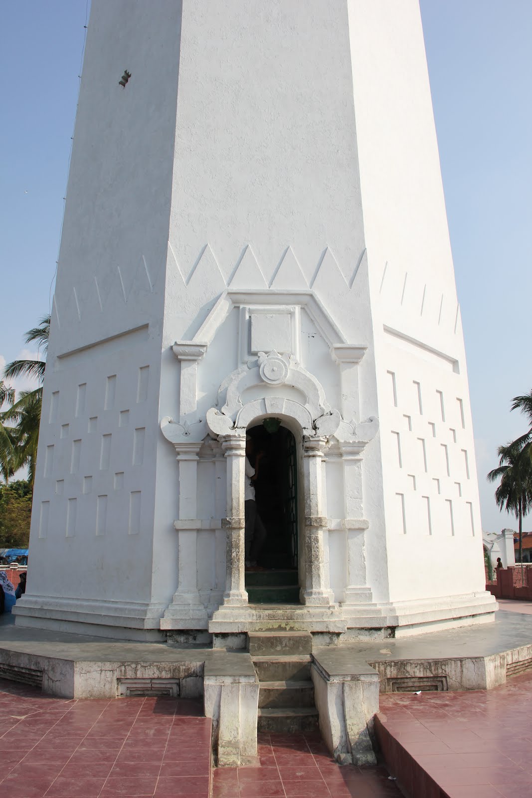 Llontoh: Mesjid Agung Banten