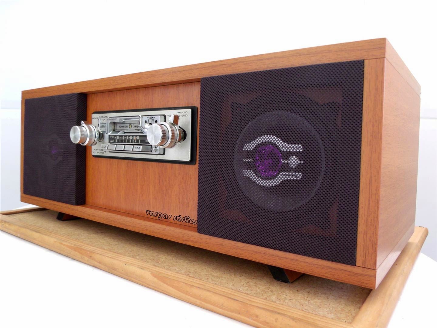 Vargas Rádios Antigos Restaurados para Carros e Valvulados: RACK EM ...