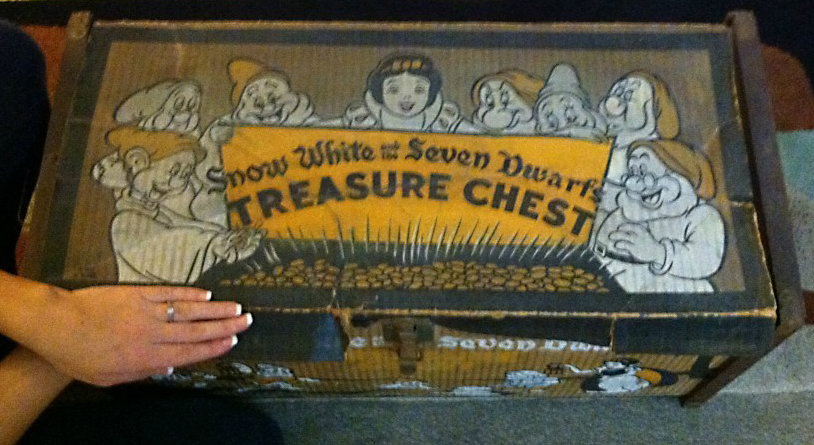 Filmic Light - Snow White Archive: Snow White "Treasure Chest" Toy Box