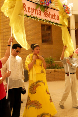 the viewing deck: Middle East 2012 Santacruzan (Flores de Mayo)