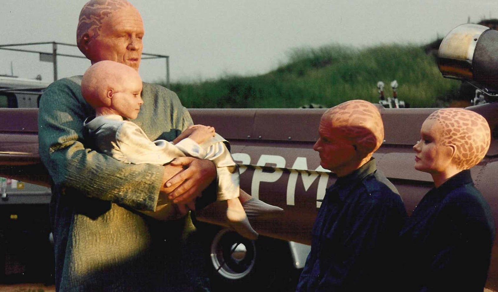 Missão Alien e xenofobia — Momentum Saga