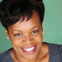 Who is that actor, actress in that TV commercial?: Geico "Spelling Old ...