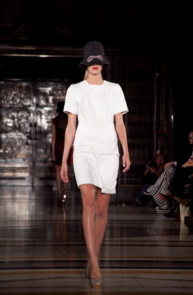 The Fashion Scout: COLLECTION| Ashley Isham SS14