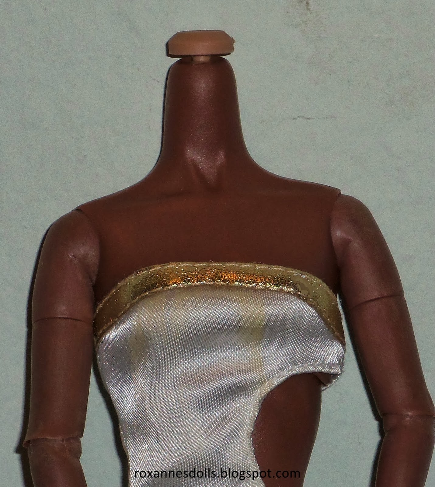 Roxanne's Dolls: Doll Head Removal
