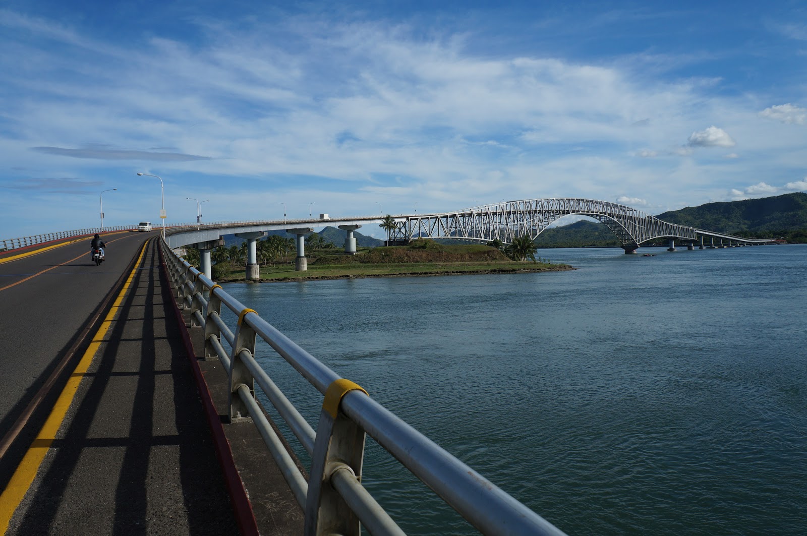 From Leyte to Samar Through the San Juanico Bridge ~ Wazzup Pilipinas ...