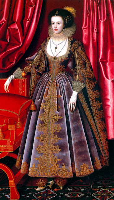 Royalty & Pomp: THE COUNTESS