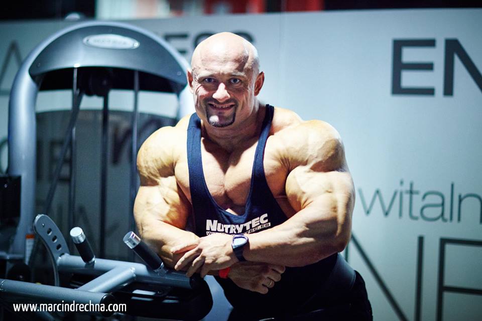 Worldwide Bodybuilders: Top Polish bodybuilder Robert Piotrkowicz