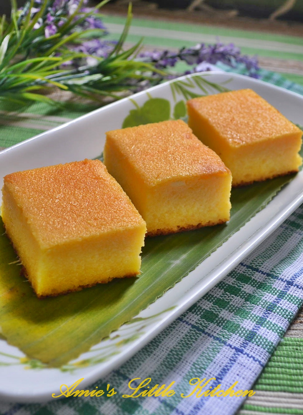 Cheesy Tapioca Kuih (Bingka Ubi Kayu Cheese) - Amie's Little Kitchen