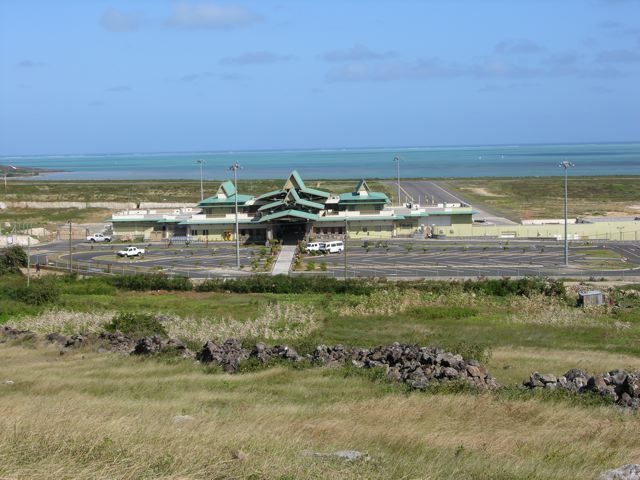 Rodrigues via Mauritius: Rodrigues' Flughafen :Sir Gaetan Duval Airport