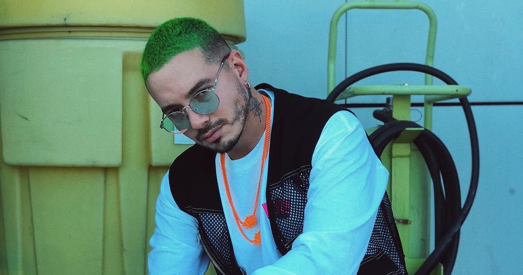 Com cara de hit e cheio de referências, J Balvin lança canção ...