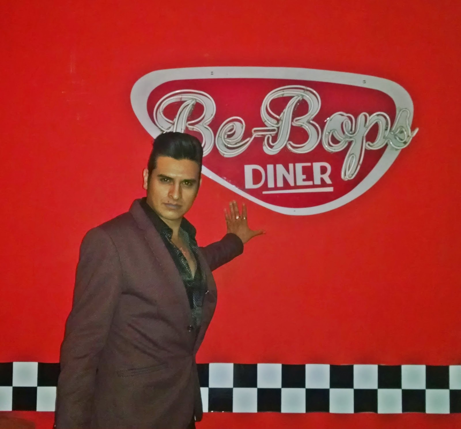 Entrecoloresysabores: BE-BOPS DINER