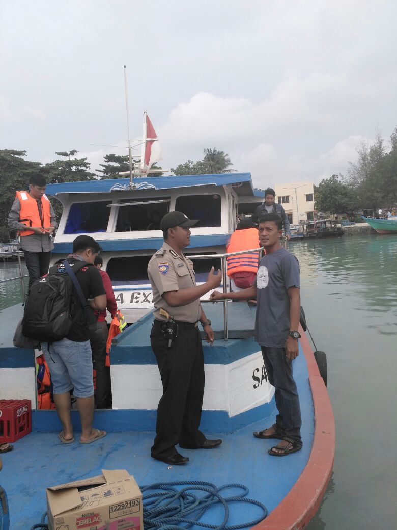 Brigadir Khohim Chovivi Himbau Kapten Kapal KM Satria Express