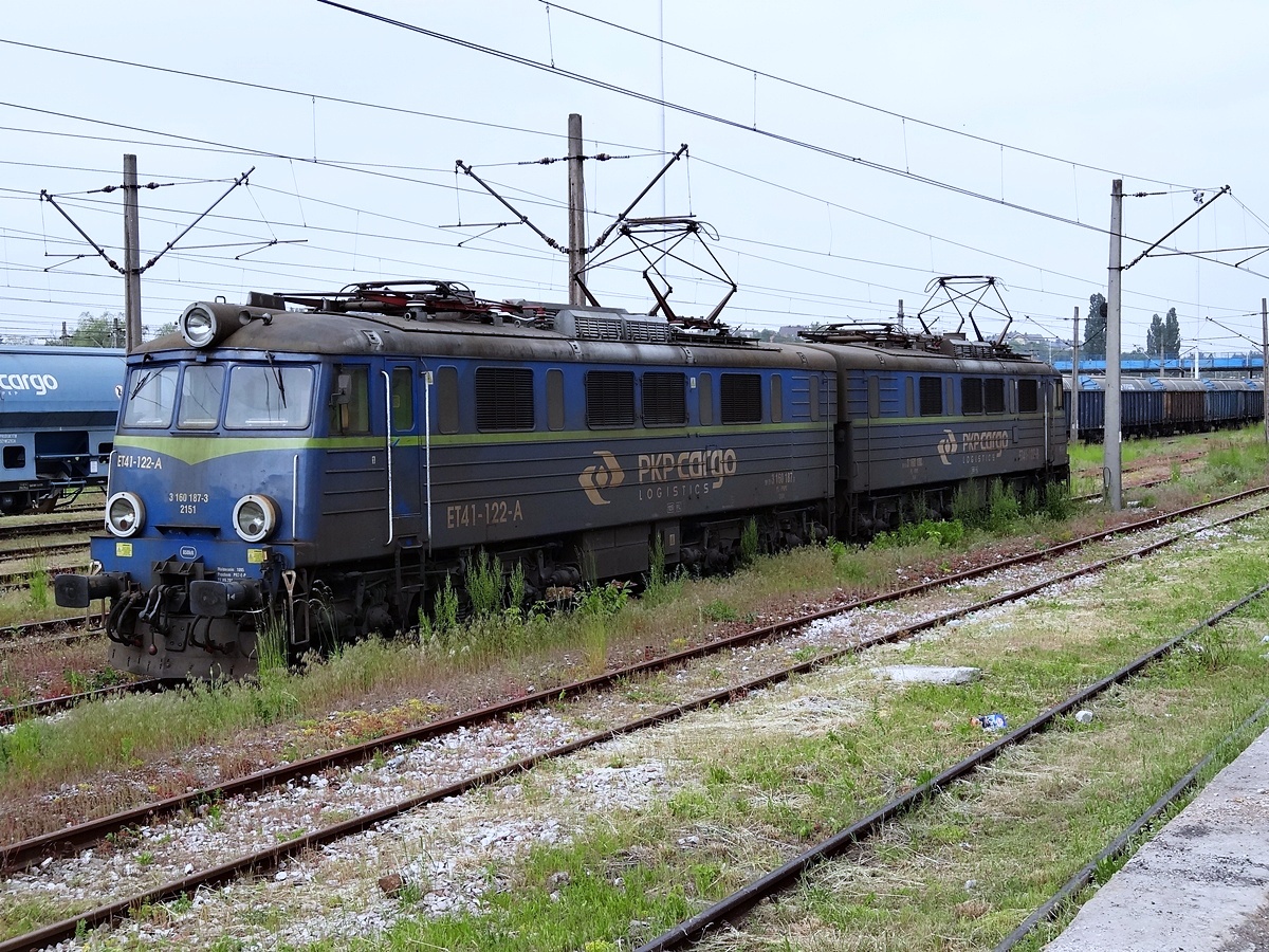 ET41-044 i ET41-122 razem i osobno | Kolejowe Kielce