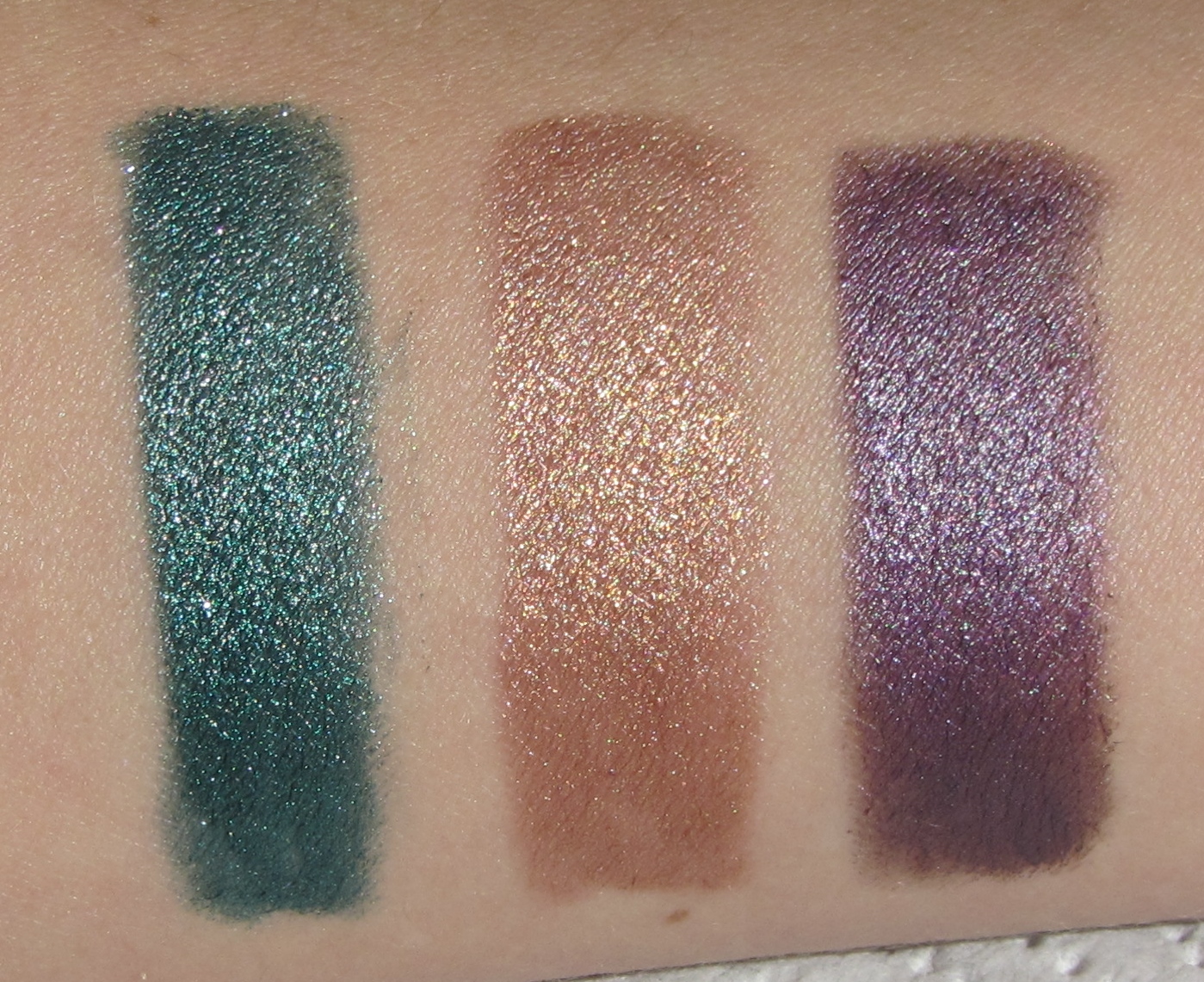 *Nina's Bargain Beauty*: NYX Glam Shadow Sticks Review