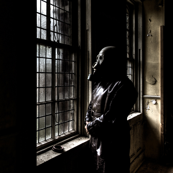 Elisandre - L'Oeuvre au Noir: Exploration urbaine avec Romany WG