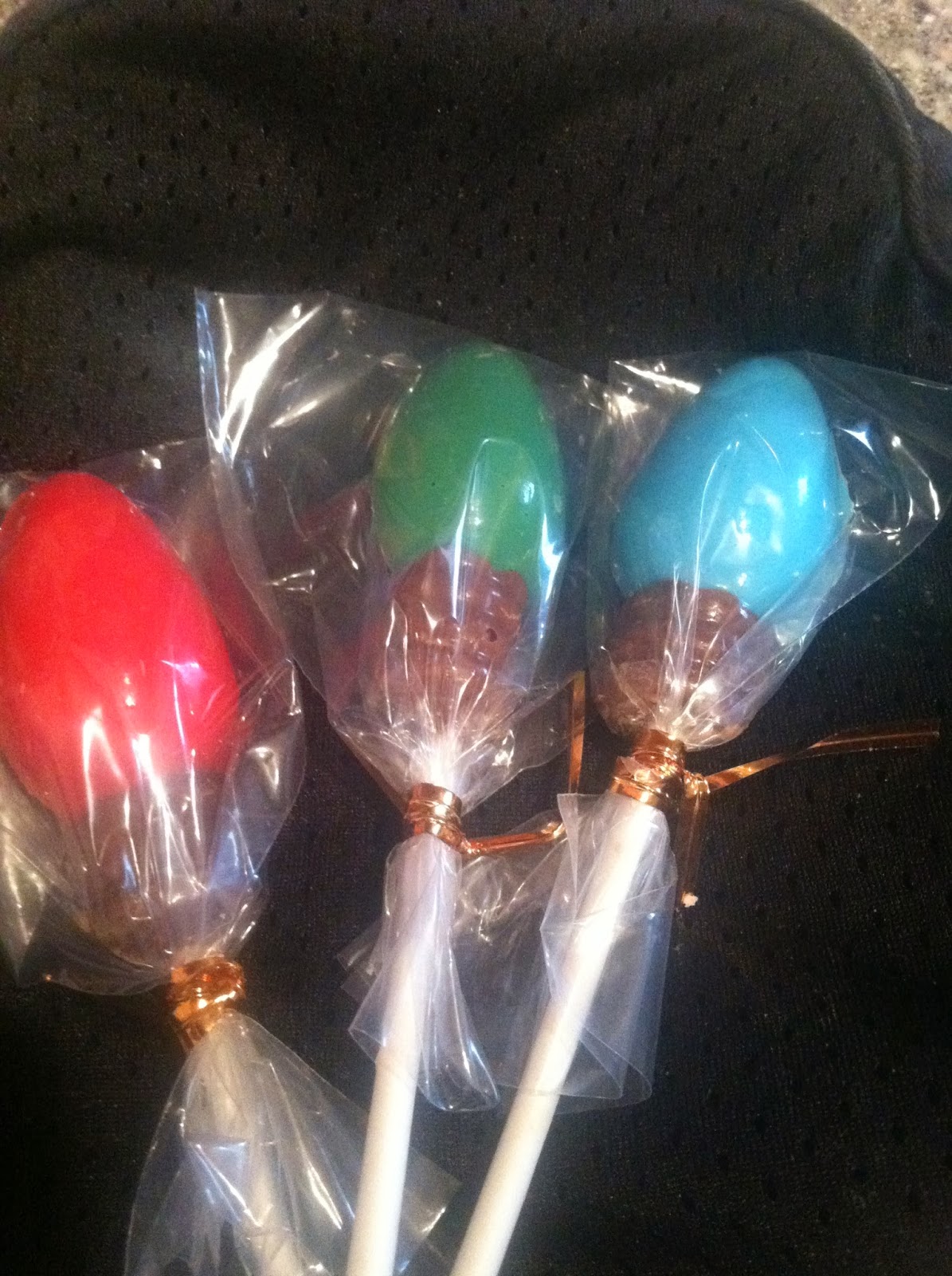 Z Kitchen Zink Cakes, Treats and Unique Eats