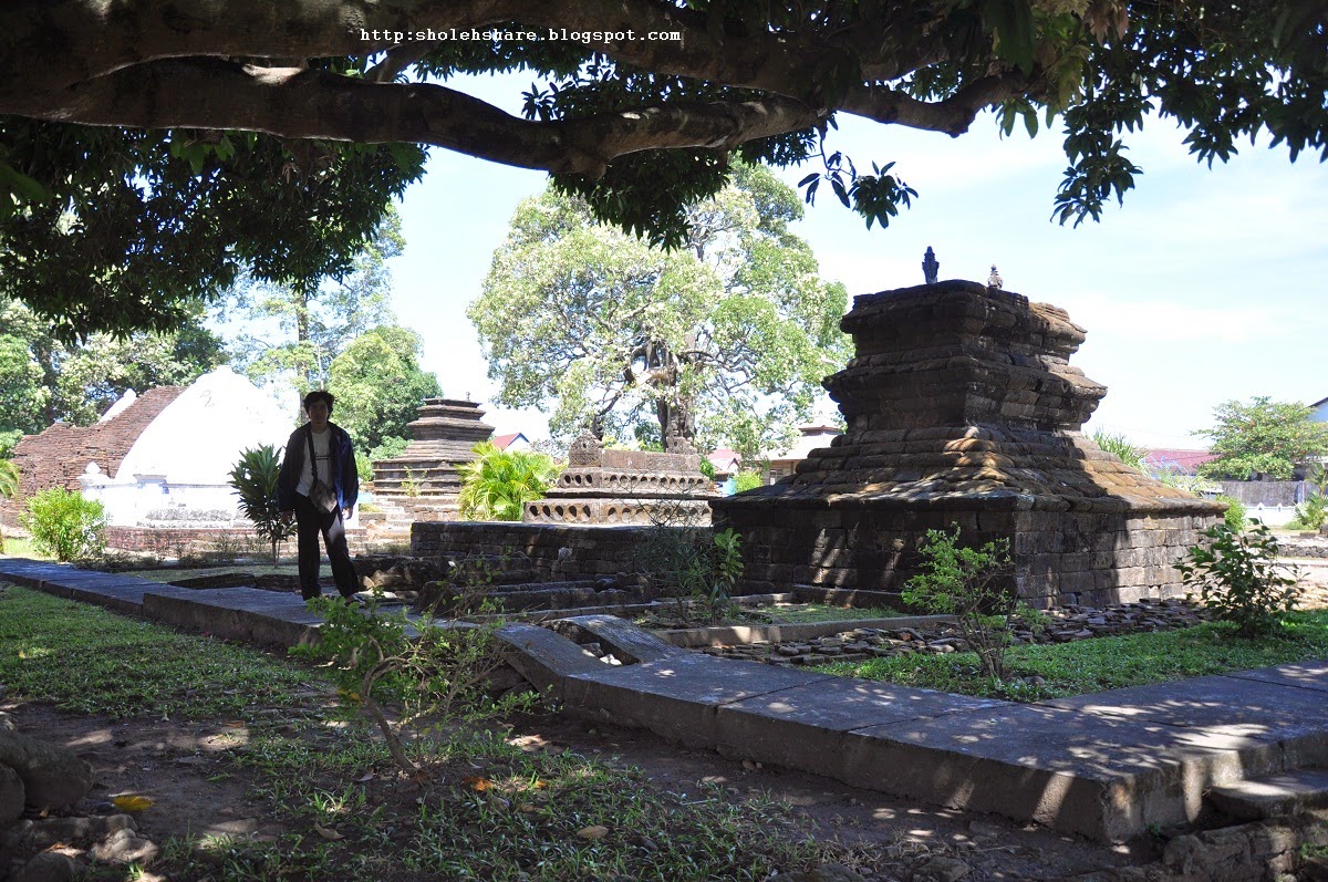 Makam raja raja gowa tallo makassar | SholehShare