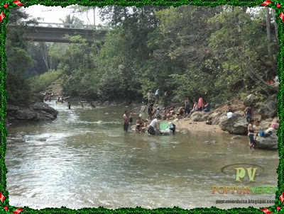 POPTUN VERDE: Veraneantes visitan el Río de Machaquila