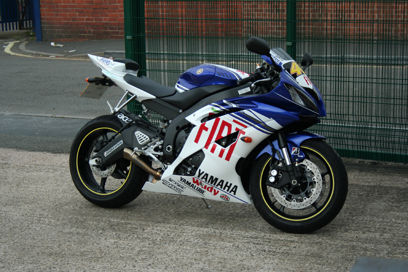 Kumpulan Foto Modifikasi Motor Yamaha YZF-R6 Terbaru - Otomotiva