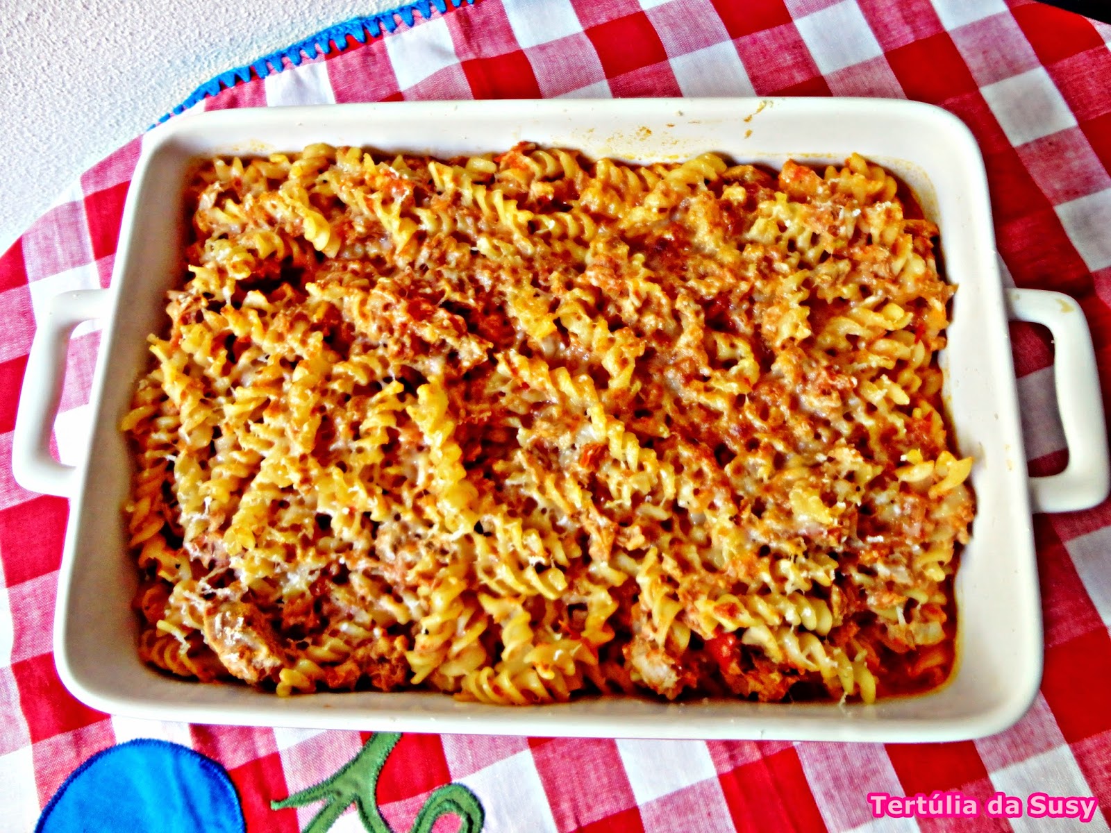 Massa com atum no forno - Tertúlia da Susy