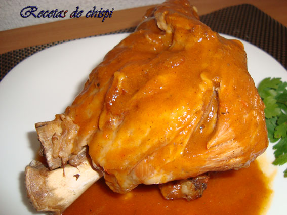 Recetas de Chispi: CODILLO DE CERDO EN SALSA