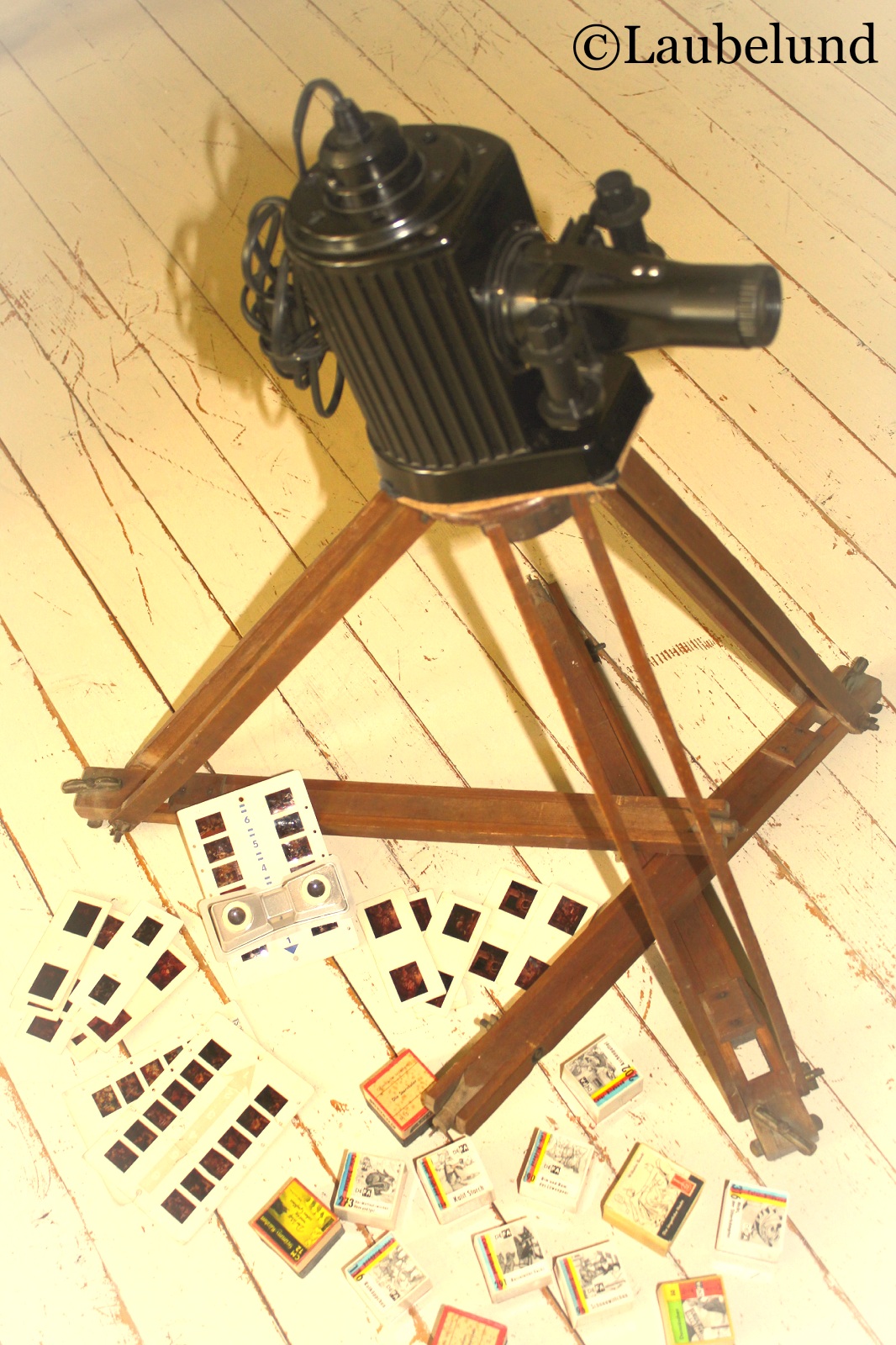 Puppen-NOstalgie: Bildwerfer und Stereomat