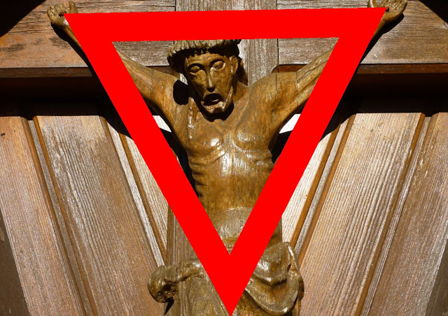 WALKABOUT: (3) HEXAGRAMM