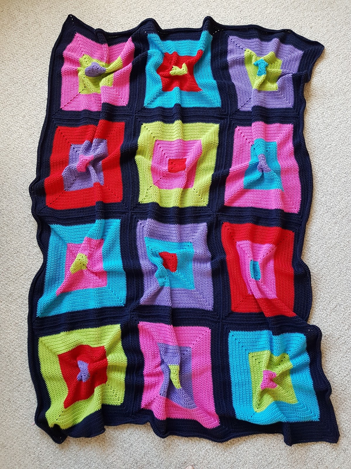 A Playful Stitch: Crochet Colour Block Blanket