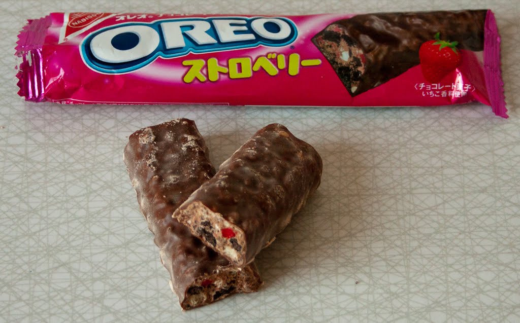 Candynstuff: Oreo Mini Chocolate Bars - Strawberry