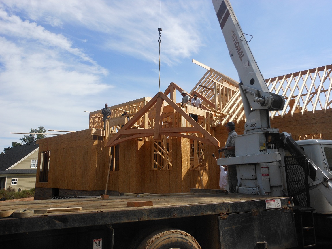 Triplett's New House: Setting Living Room Trusses