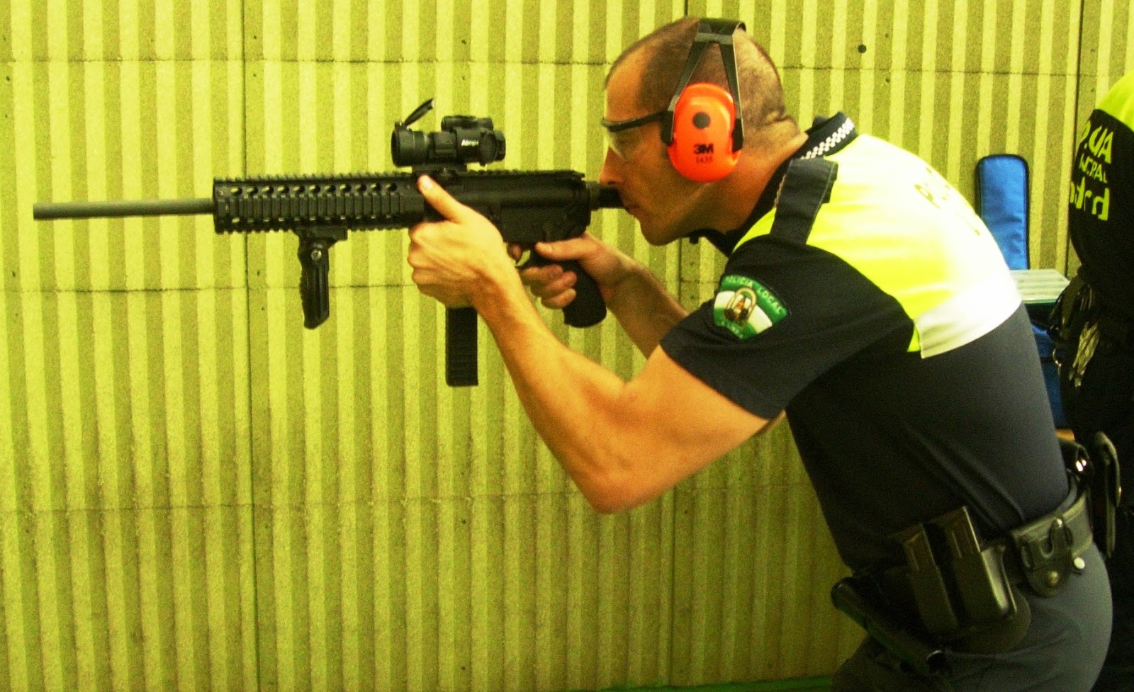 CURSO DE INSTRUCTOR DE TIRO POLICIAL DE LA ACADEMIA DE POLICÍA DE LA ...