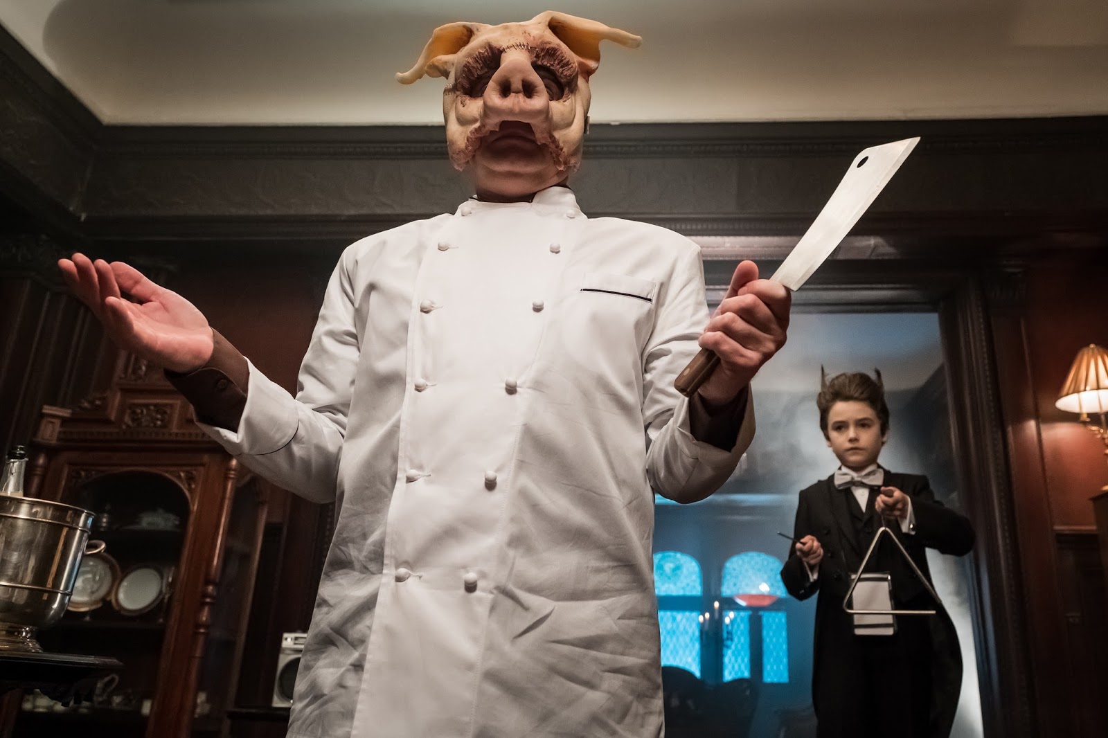 MAN OF BRONZE: PROFESSOR PIG LLEGA A GOTHAM