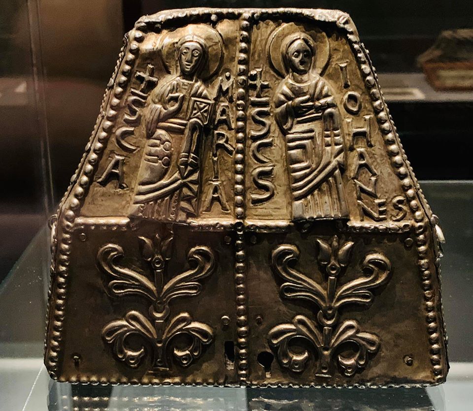 New Liturgical Movement: Early Medieval Reliquaries in Switzerland