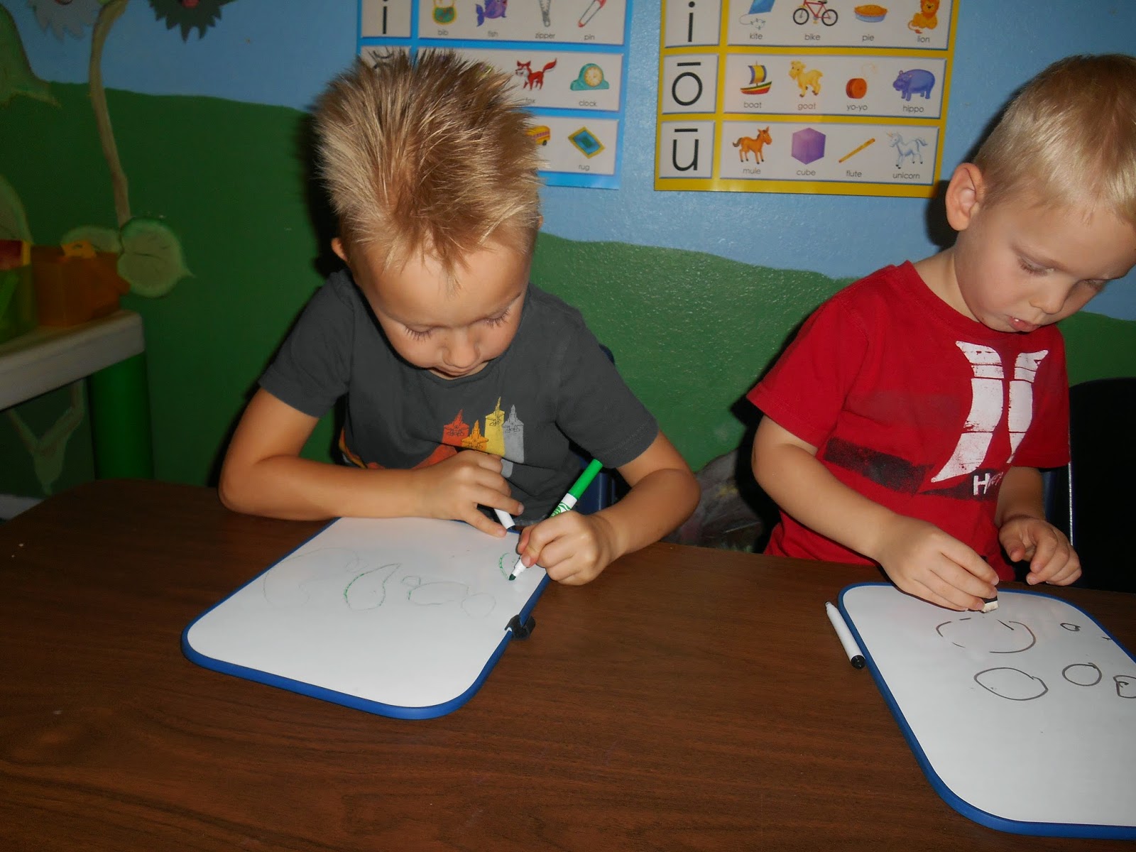 Preschool: Letter O, ocean and octopus