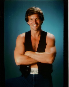 NYSocBoy's Beefcake and Bonding: The Hogan Family