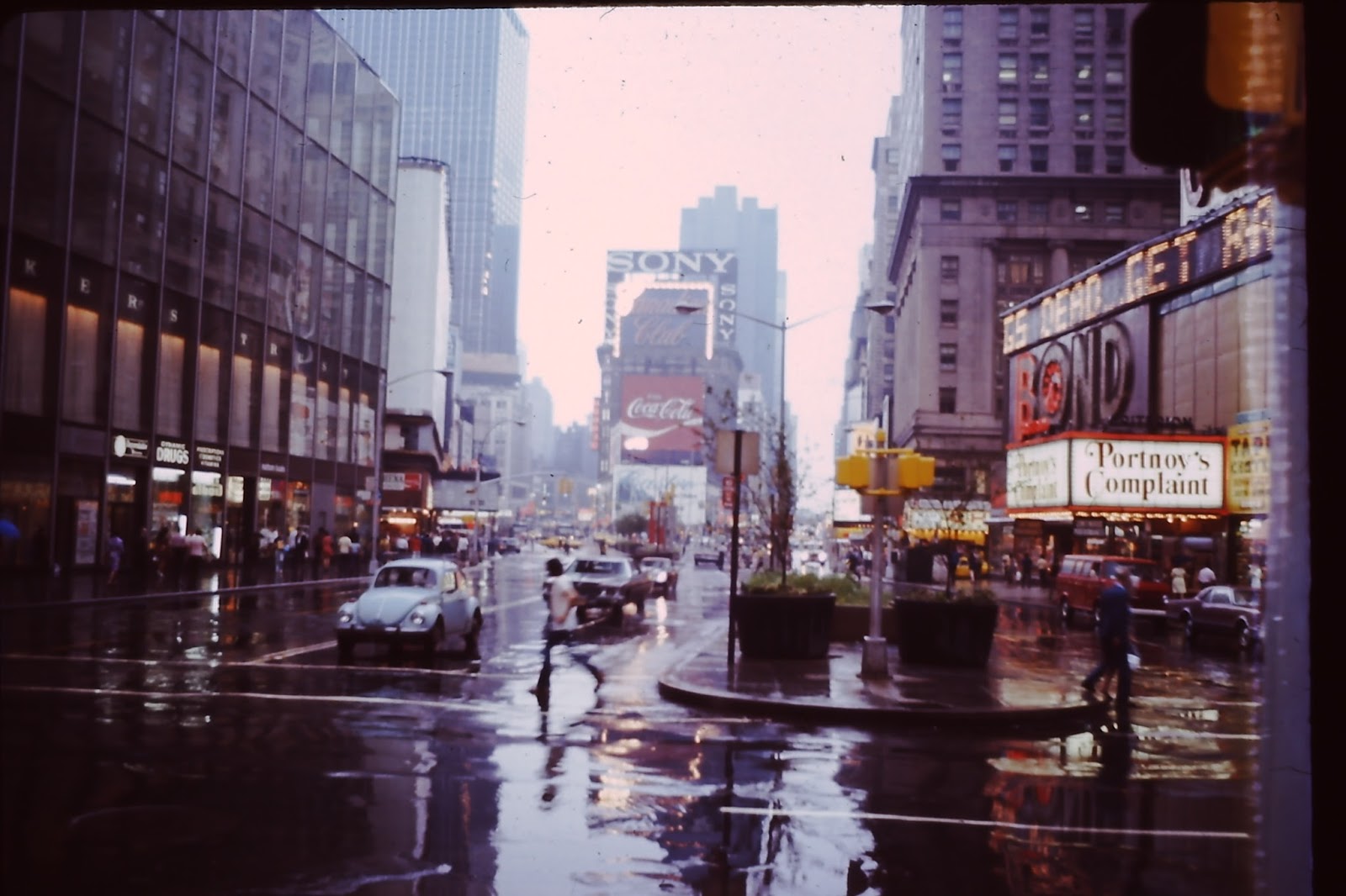 New York - History - Geschichte: Times Square July 1972