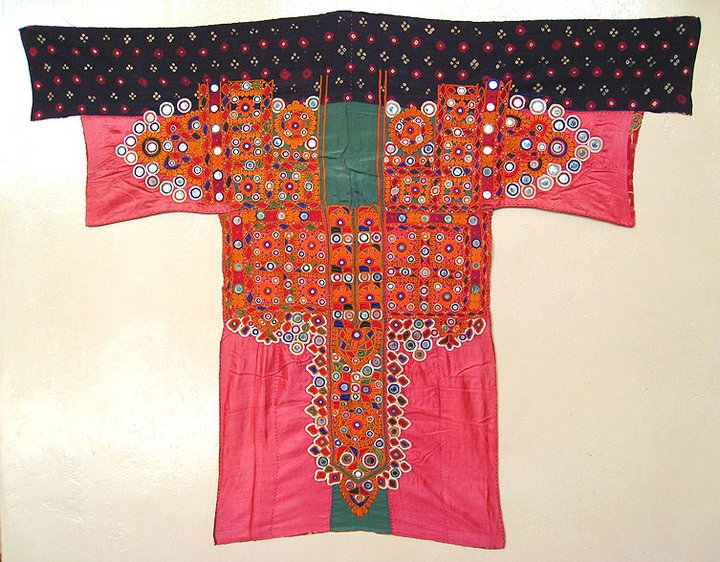 Reading Cloth: A talk with Salim Wazir