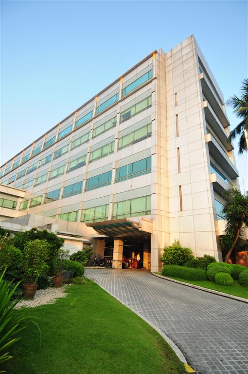 Cardinal Santos Medical Center (CSMC)