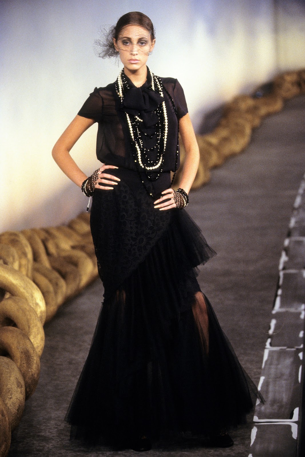 Chanel Spring 2001 Couture | Cool Chic Style Fashion