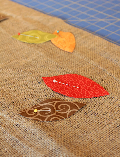 Fabric Mill: Fallen Leaves Table Runner tutorial