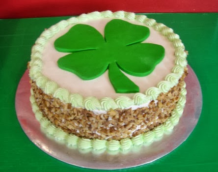 Yochana's Cake Delight! : 4 Clover Peppermint Cake