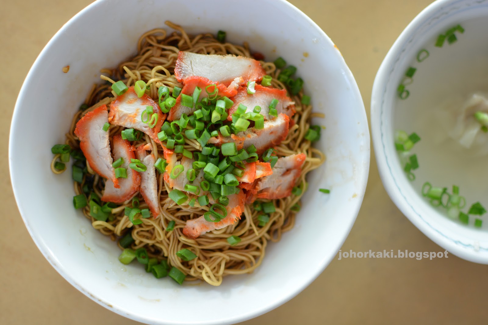 Review of Tampoi Ah B Wanton Noodle in Johor Bahru JB 淡杯阿B全蛋云吞面 |Tony ...
